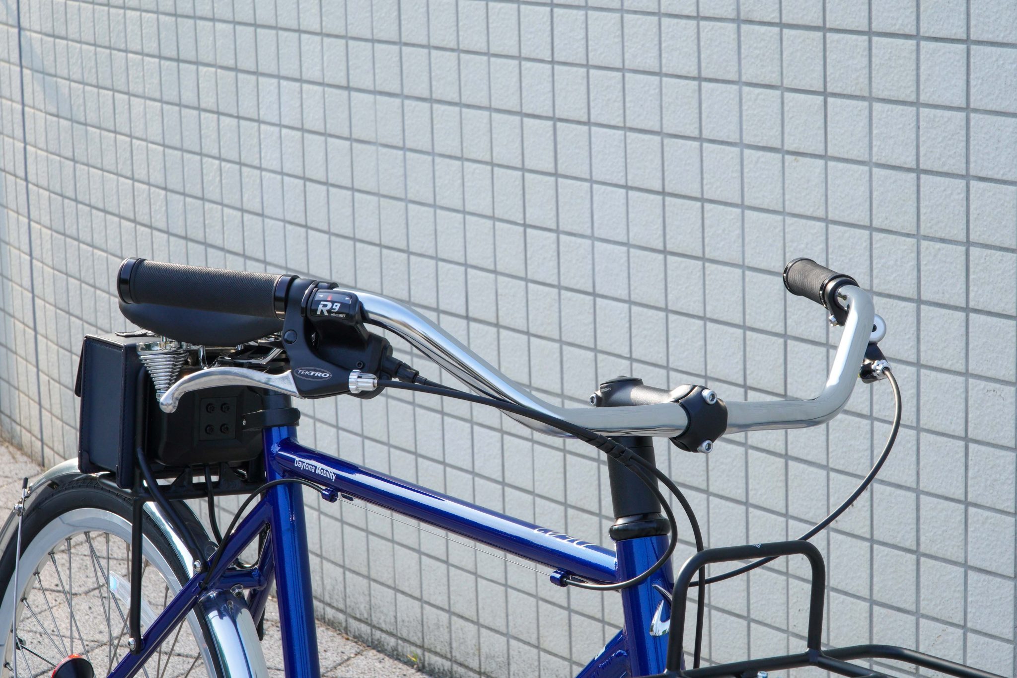 【e-bike×カスタム】デイトナ『DE02』レトロモダンカスタム | モトベロ 電動アシスト自転車の専門店