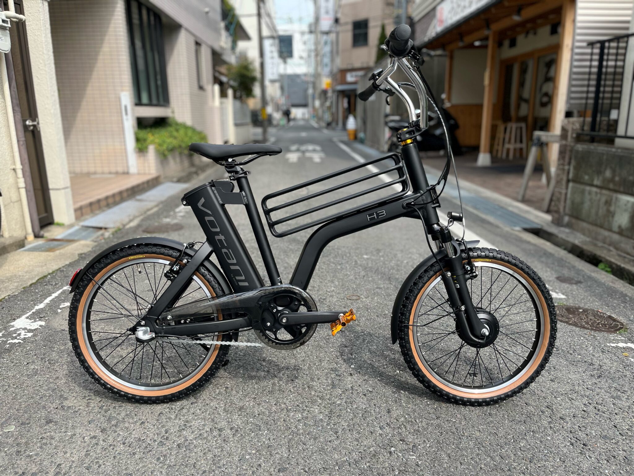 【e-bike×カスタム】『H3』Dirt BMX Style | モトベロ 電動アシスト自転車の専門店